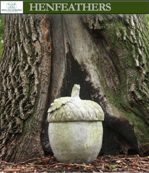 English Acorn Pot - Garden Decor - HenFeathers