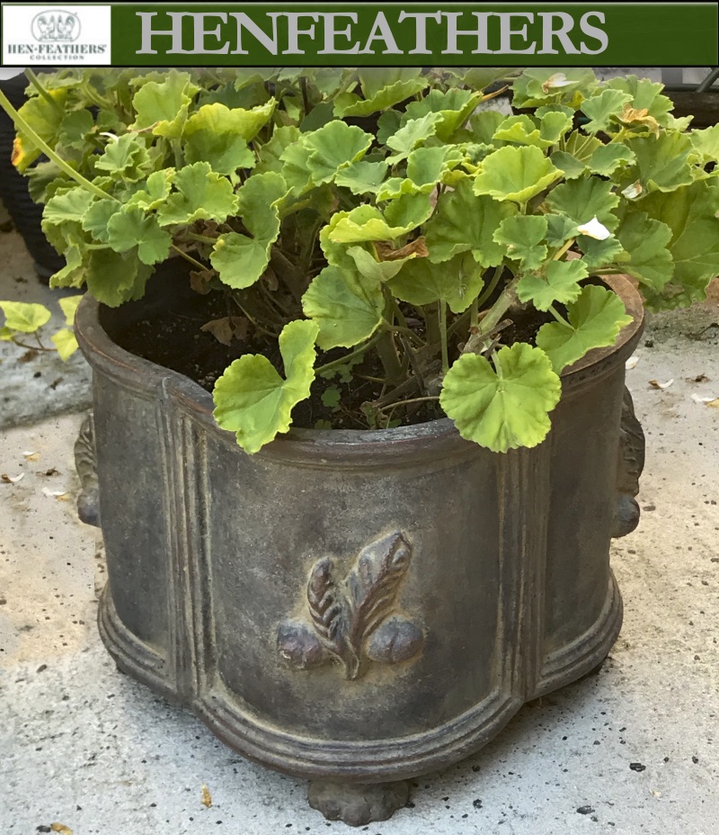 Oak Leaf Footed Planter - Garden Decor - HenFeathers