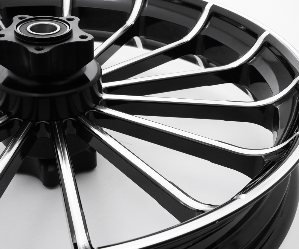 Black Contrast Talon Wheels