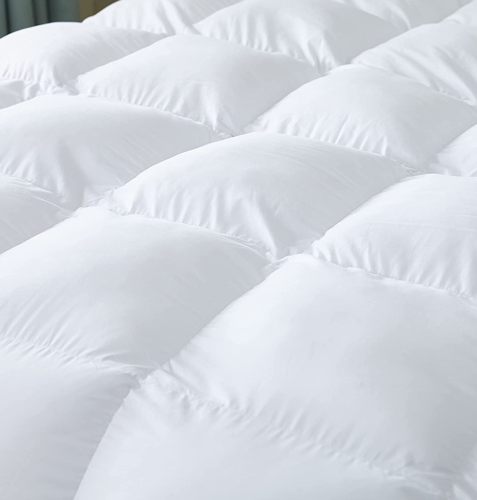 Luxurious King Size Goose Down Feather Fiber Comforter | Luxury Egyptian Linens