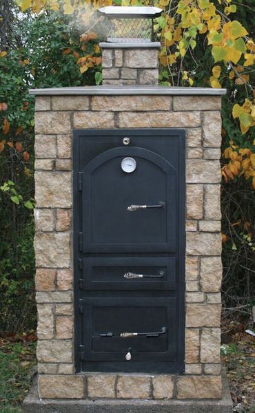 Stone Age Manufacturing 6-Foot Tall Little Pig Masonry Smoker