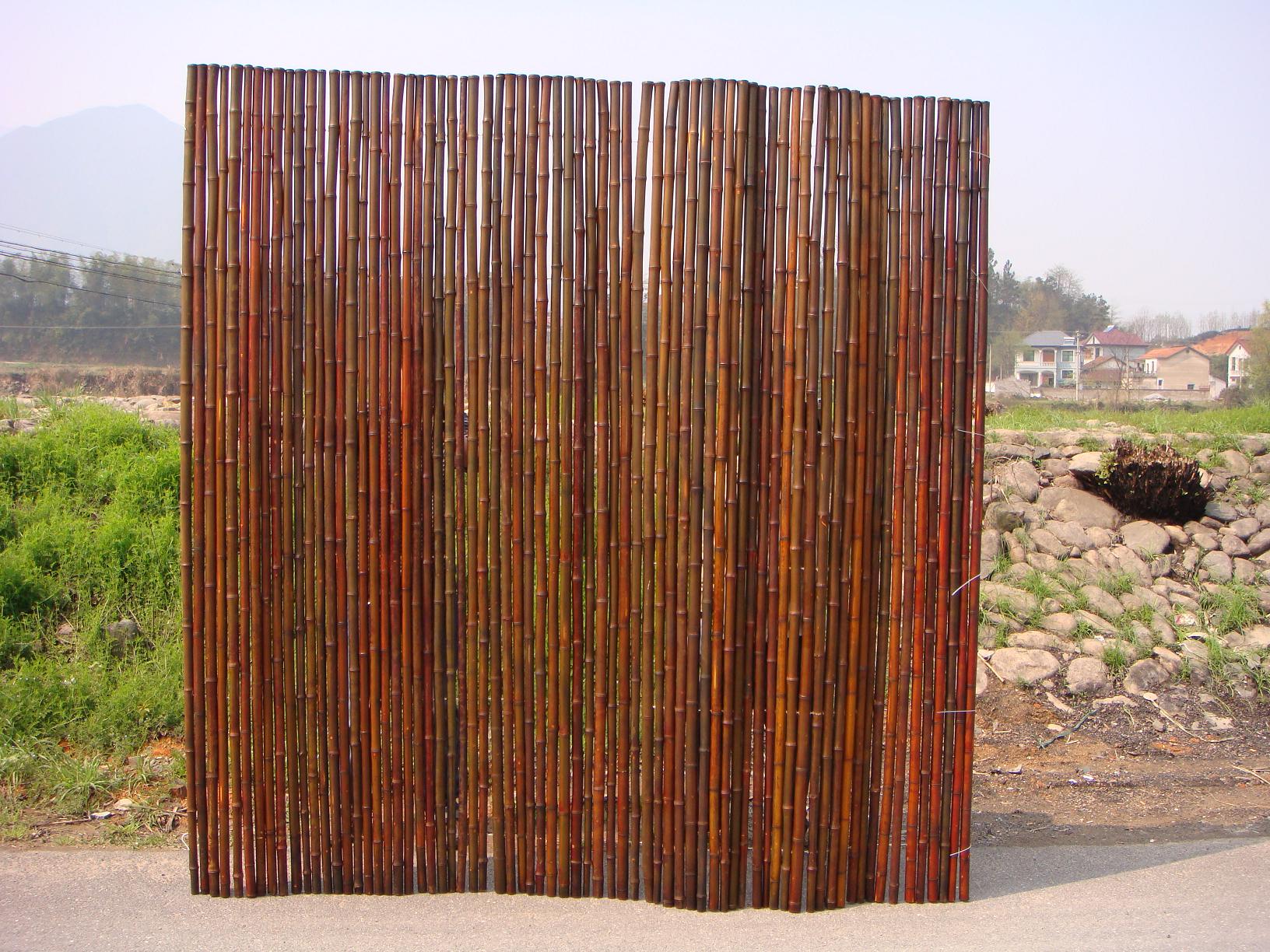 Bamboo Fence Mahogany 1" x 6' x 8'