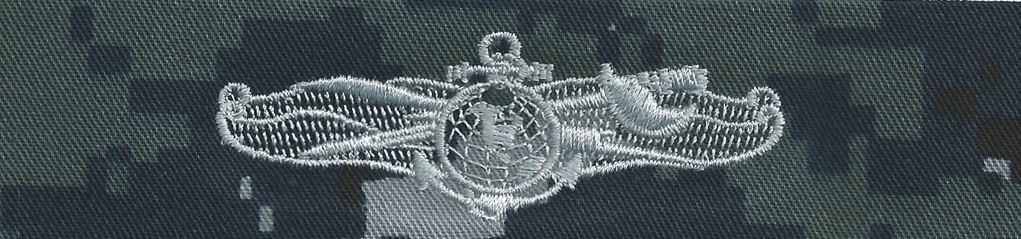 Information dominance warfare, Enlisted, Breast Device, NWU Type I
