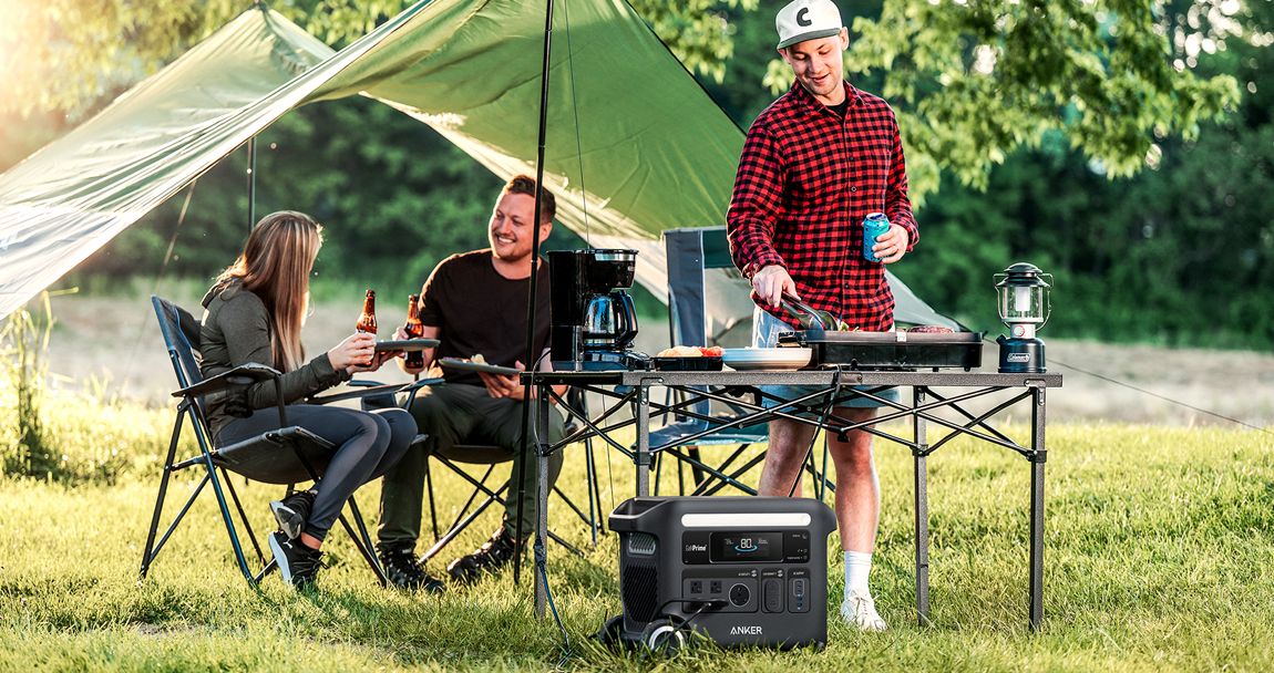 Anker SOLIX F2600 Portable Solar Generator and Expansion Battery with ...