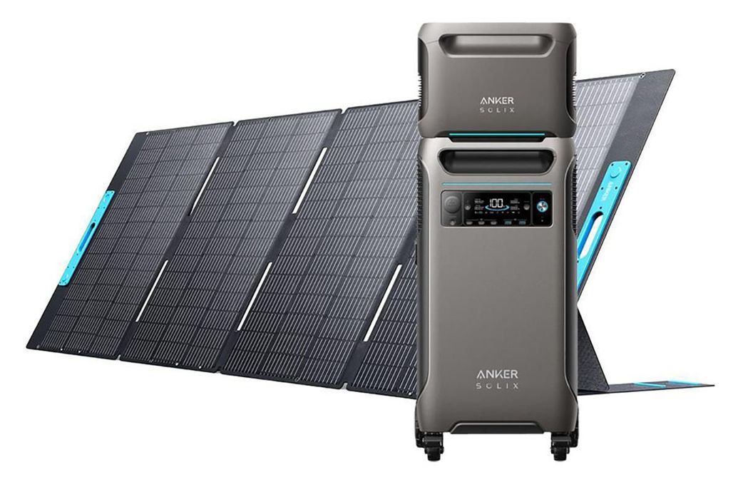 Anker SOLIX F3800 Portable Power Station with Expansion Battery and ...
