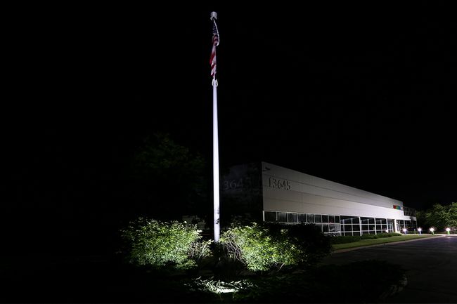 Earthtech Products Commercial Solar Flag Pole Lighting Kit for ...