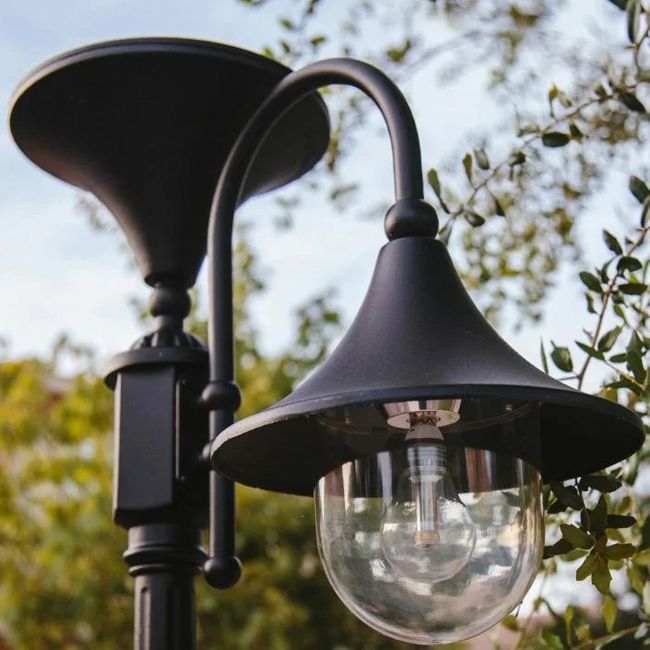Everest Solar Lamp Post with GS Solar LED Light Bulb - Black