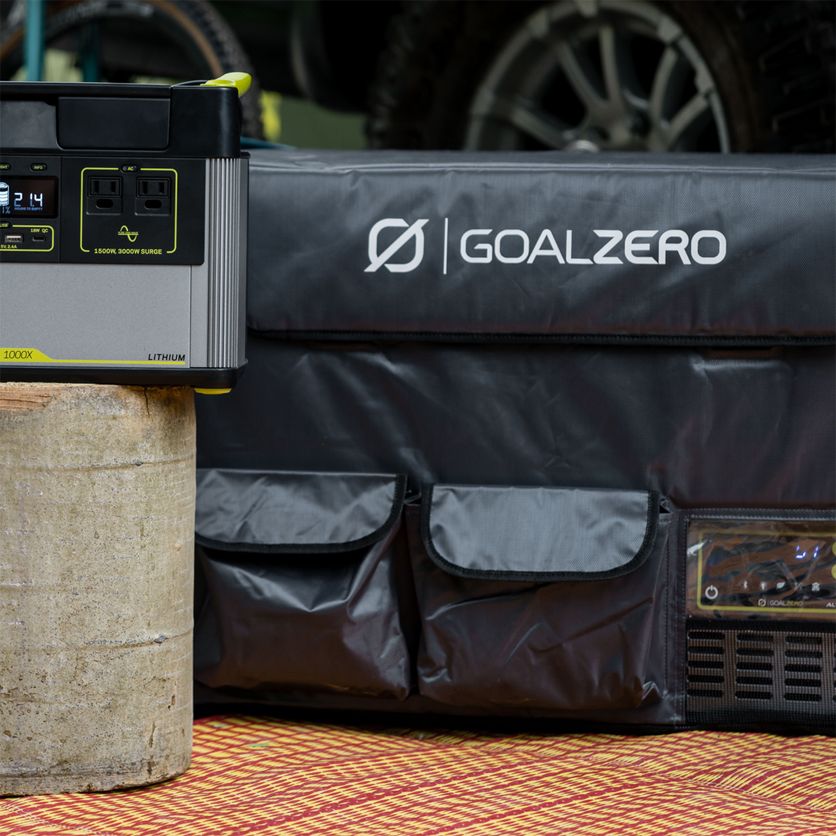 Goal Zero Yeti 700 Compact Portable Power Station with Alta 50 Portable ...