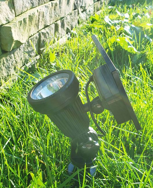 High Output Solar Spot Light - Warm White Light