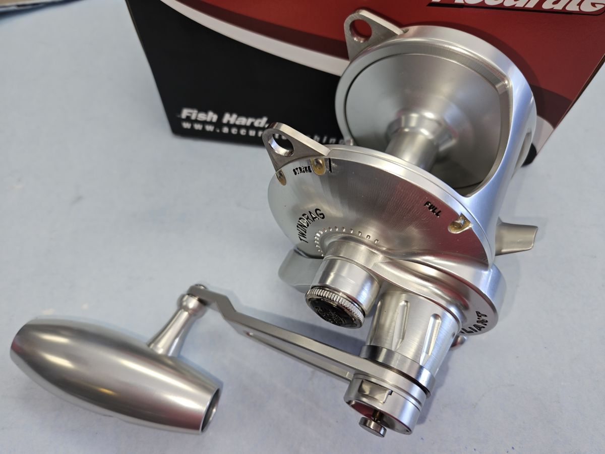 Accurate Boss Valiant Reel BV2-800