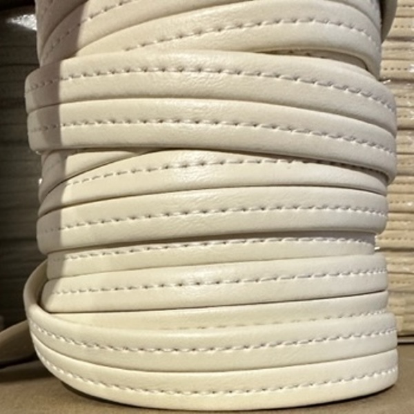 Seascape Matching Hidem Welt Cream